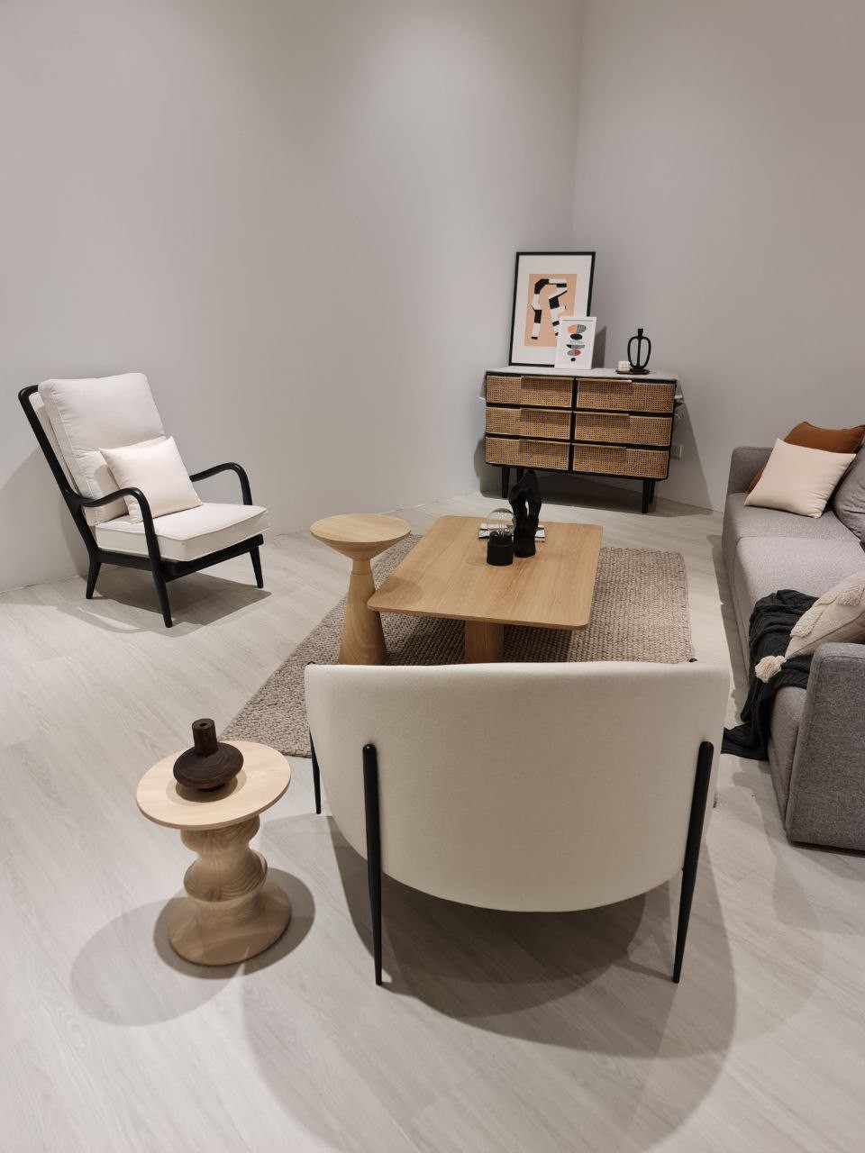 Lounges | Premium and Designer Furniture - Nicchris