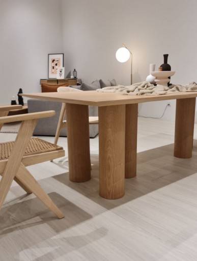 Dining Tables - Nicchris