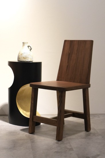 Sophisticated Solid Ash Wood Design for Dining and Statement Spaces ...