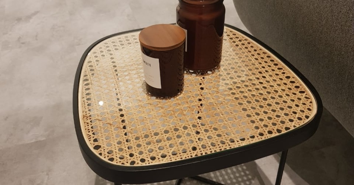 8 Innovative Small Side Tables to Rustic Up Your Living Room - Nicchris